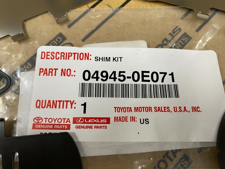 2018-2021 TOYOTA CAMRY GENUINE OEM FRONT BRAKE PADS WITH SHIM KIT ...