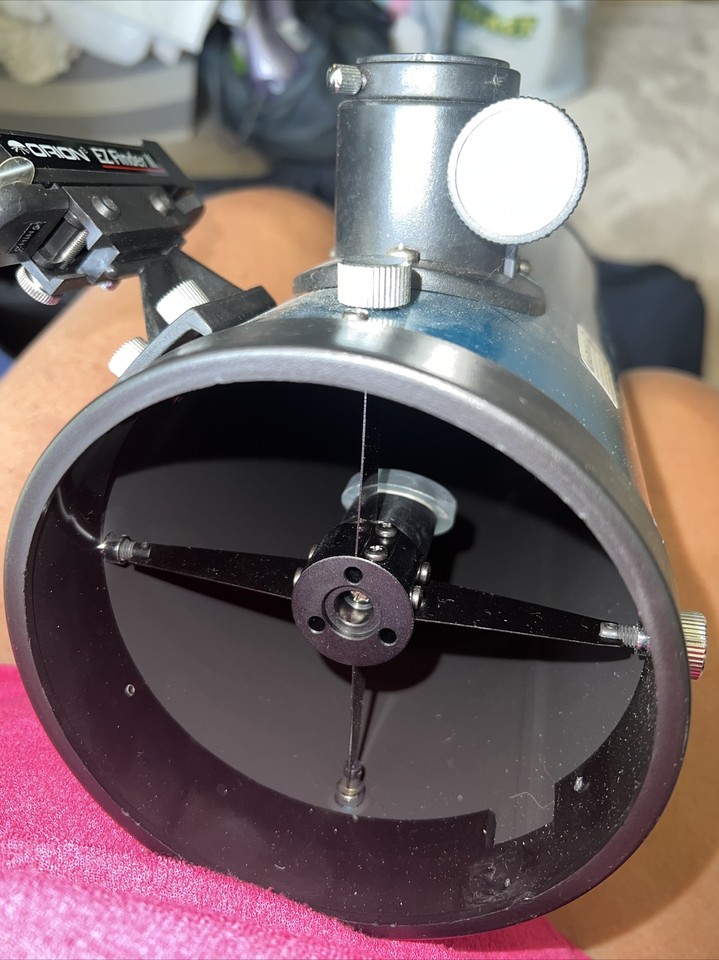 Orion StarBlast 4.5 EQ Telescope -Equatorial Reflector Telescope Set ...