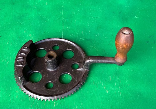 Vtg Cast Iron AUTO CRANK WHEEL + WOODEN HANDLE KNITTING MACHINE CSM ...
