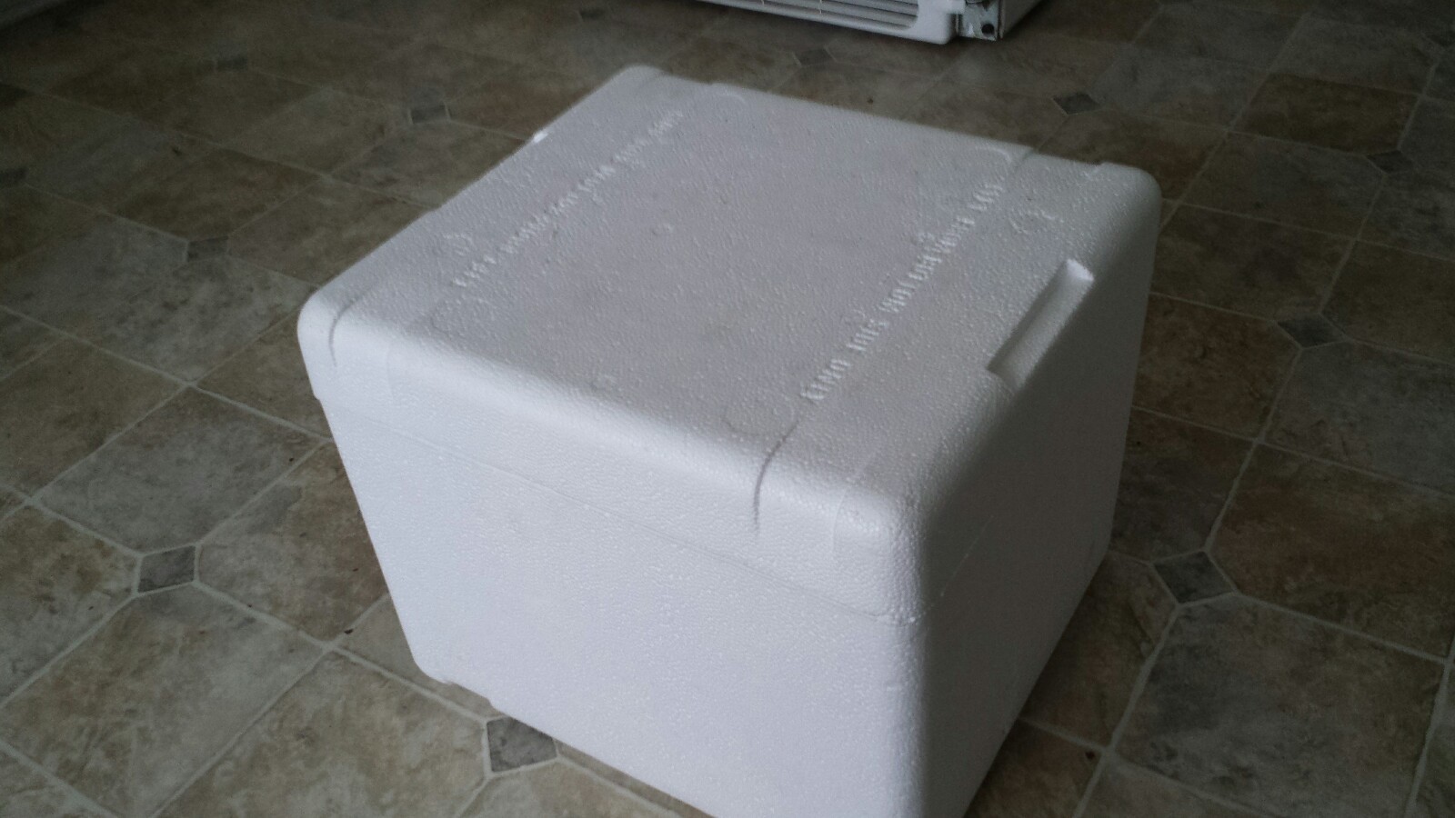 THERMOSAFE STYROFOAM SHIPPING COOLER 12"L X 10"W X 9"H INSIDE DIMENSION ...