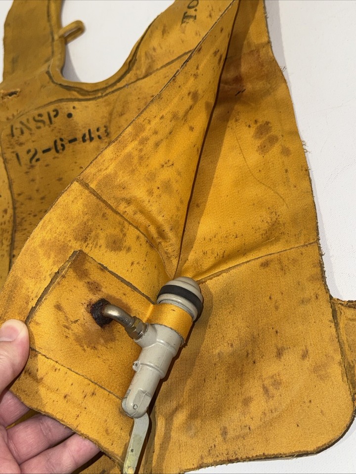 U.S. ARMY AIR FORCE WW2 VEST LIFE PRESERVER TYPE B-4 MAR 1, 1943 Date ...