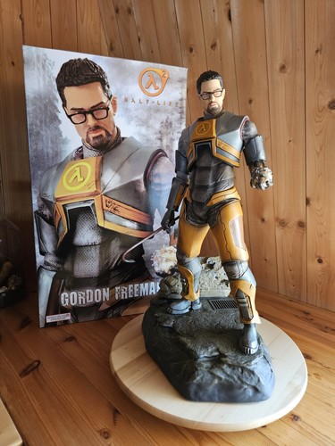 Gaming Heads Half-Life 2 Gordon Freeman Regular Statue | eBay
