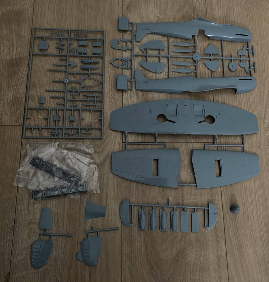 L291 Pacific Coast Models Kit - British Royal Air Force Spitfire Mk IXe ...
