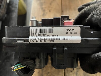 OEM 2007-2011 Chevrolet HHR Fuse Box Relay Junction 15913673 | eBay