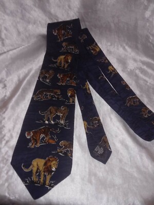 1993 WORLD WILDLIFE FUND WWF BIG CATS NECK TIE 57" 100% SILK DARK BLUE ...
