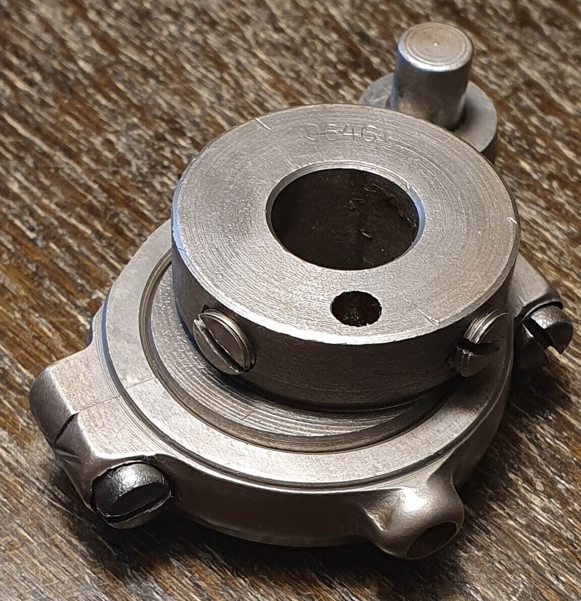 Original Pfaff 145 #91-009 646-92 eccentric assy with pans and screws ...