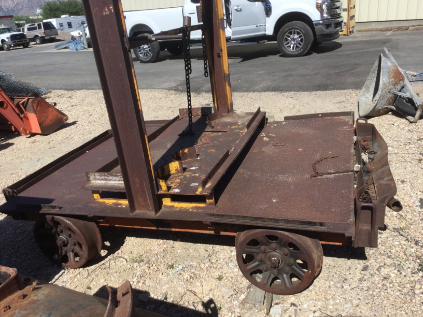 Railroad Cart for sale | Only 4 left at -60%