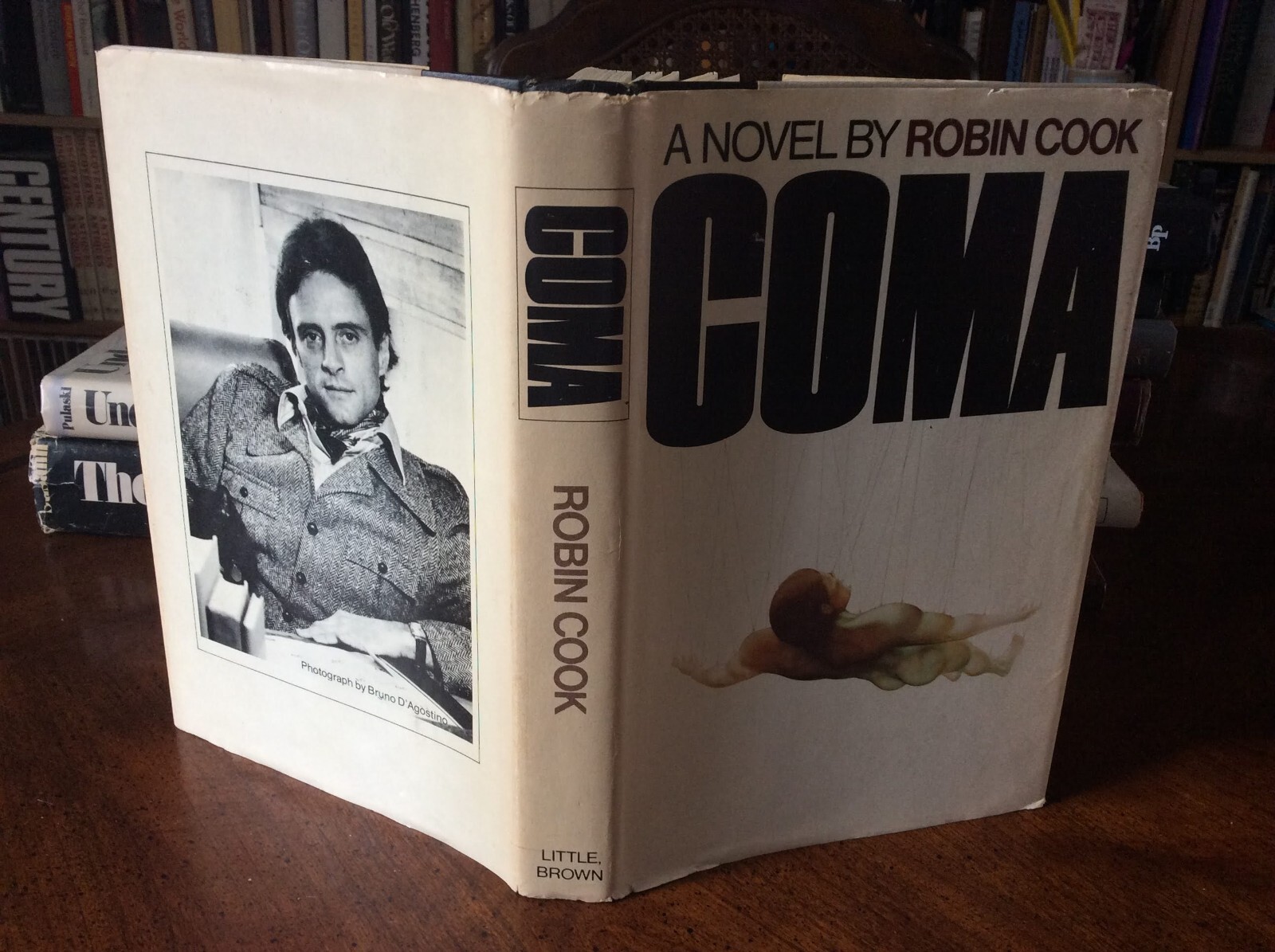 COMA: A NOVEL A Novel By Robin Cook ( 1977 HC/DJ) Book Club Edition ...