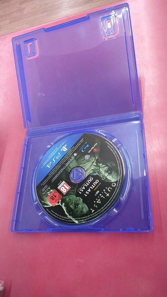 RED BARRELS CUSA-07742 [Disc 1 only] EU version OUTLAST TRINITY ...