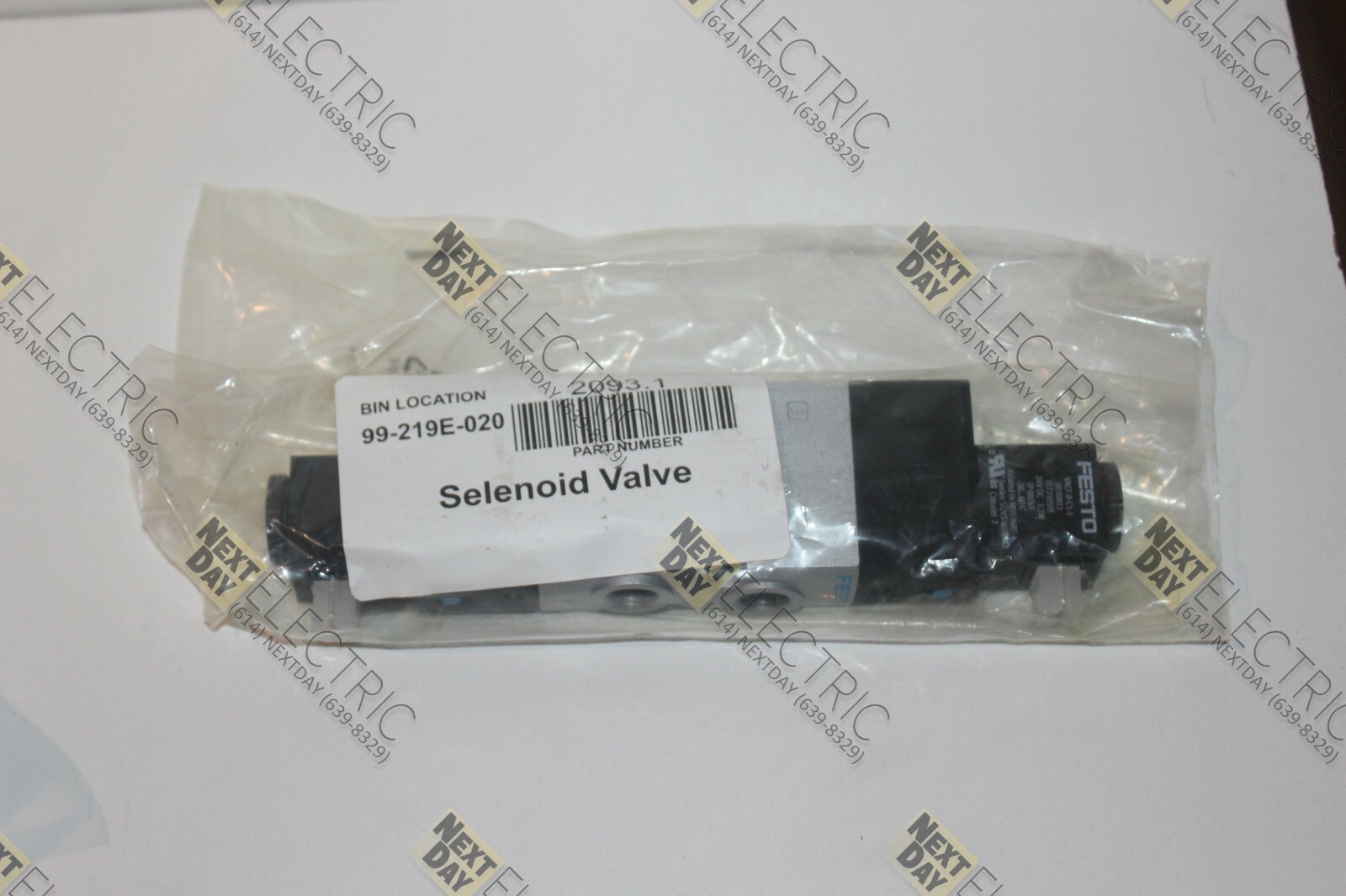 Festo, VUVS-L25-B52-D-G14-F8, 575716, Solenoid Manifold Pneumatic Valve ...