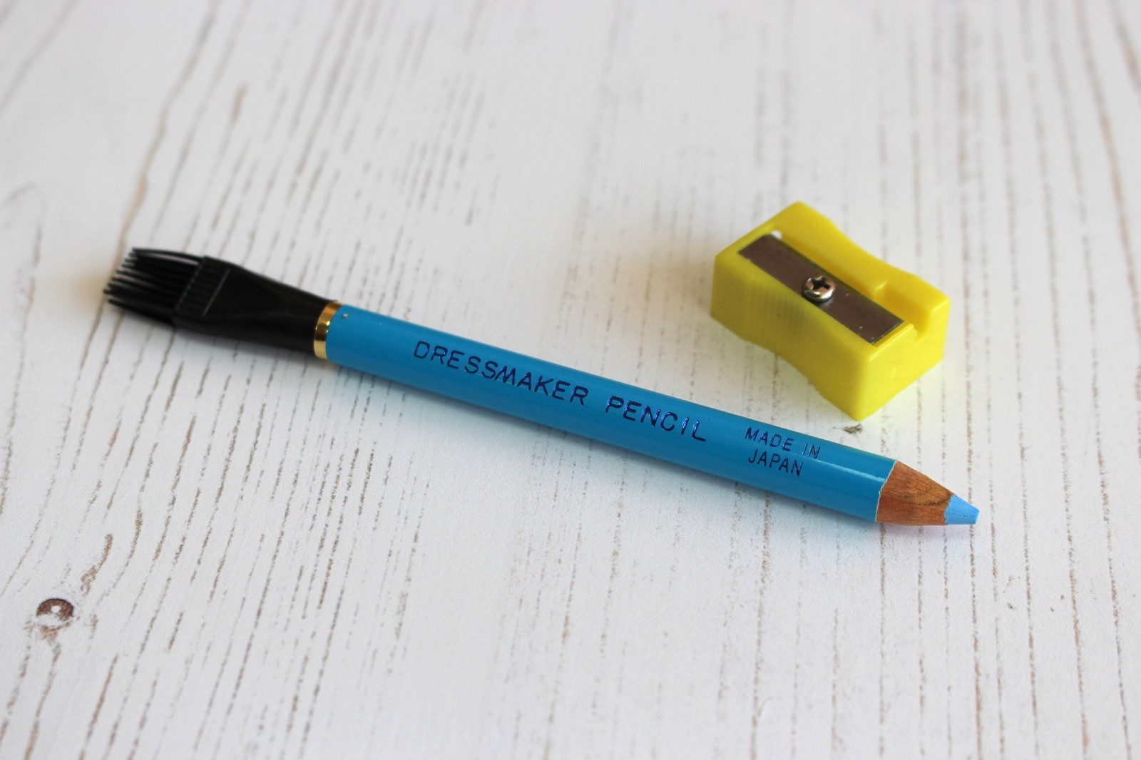 Dressmakers Fabric Marker Pencils with Tailors Chalk Lead + One Free ...