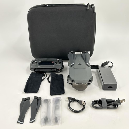 DJI Mavic Pro Drone Quadcopter w/ DJI RC (GL200A)/Carrying Case ...