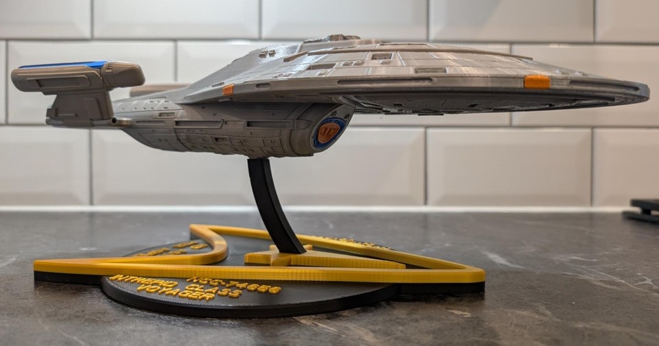 USS Voyager Starship Model with Display Stand - 3D Printed Hand ...