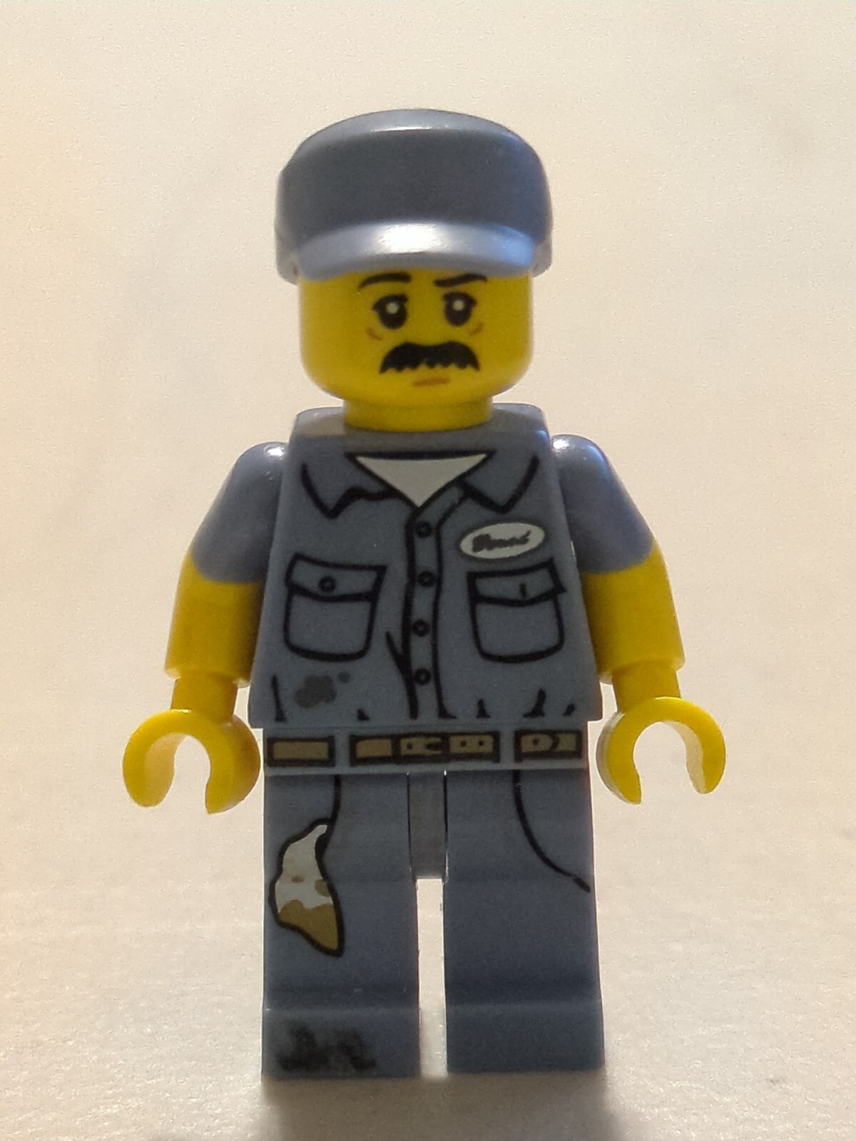 Lego Collectible Minifigures Janitor, Series 15 col236 From Set 71011 ...