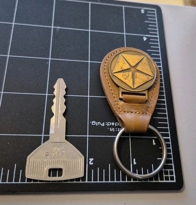 CHRYSLER VIP Pentastar Brass Emblem Leather Keychain keyring ILCO P1794 ...