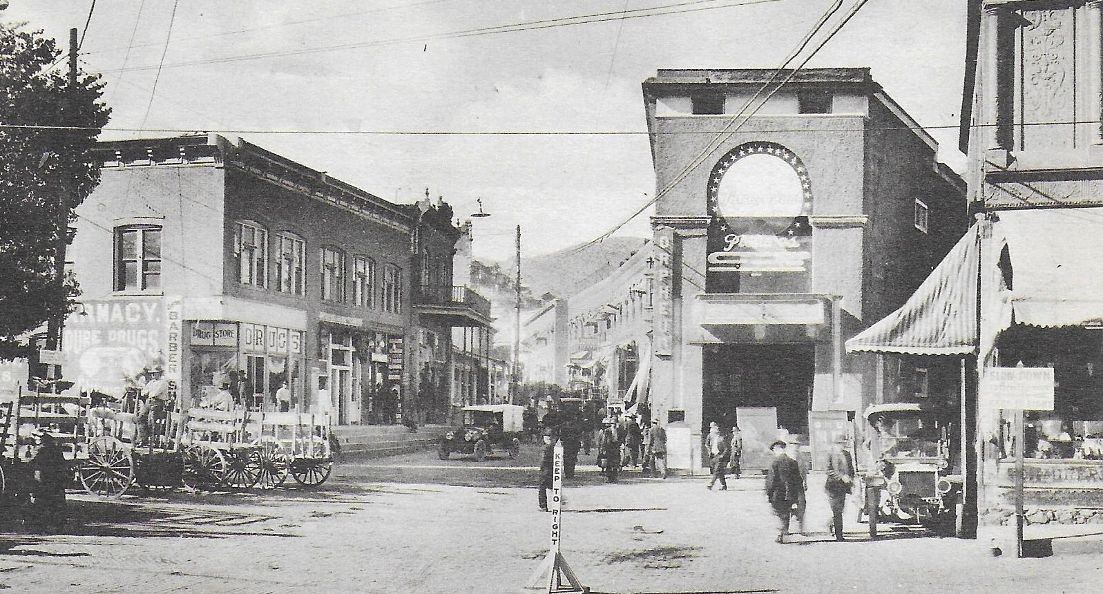 Photo Postcard of Street Scene in Bisbee Arizona by Brewery Gulch ...