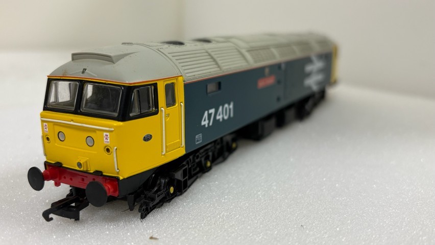Vitrains Class 47 V2058 47401 Large Loco Blue *Noisy Runner* | eBay UK