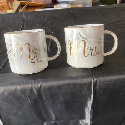 12 oz coffee mugs/ set of 2/ Mr & Mrs matching mugs/ unmarked | eBay