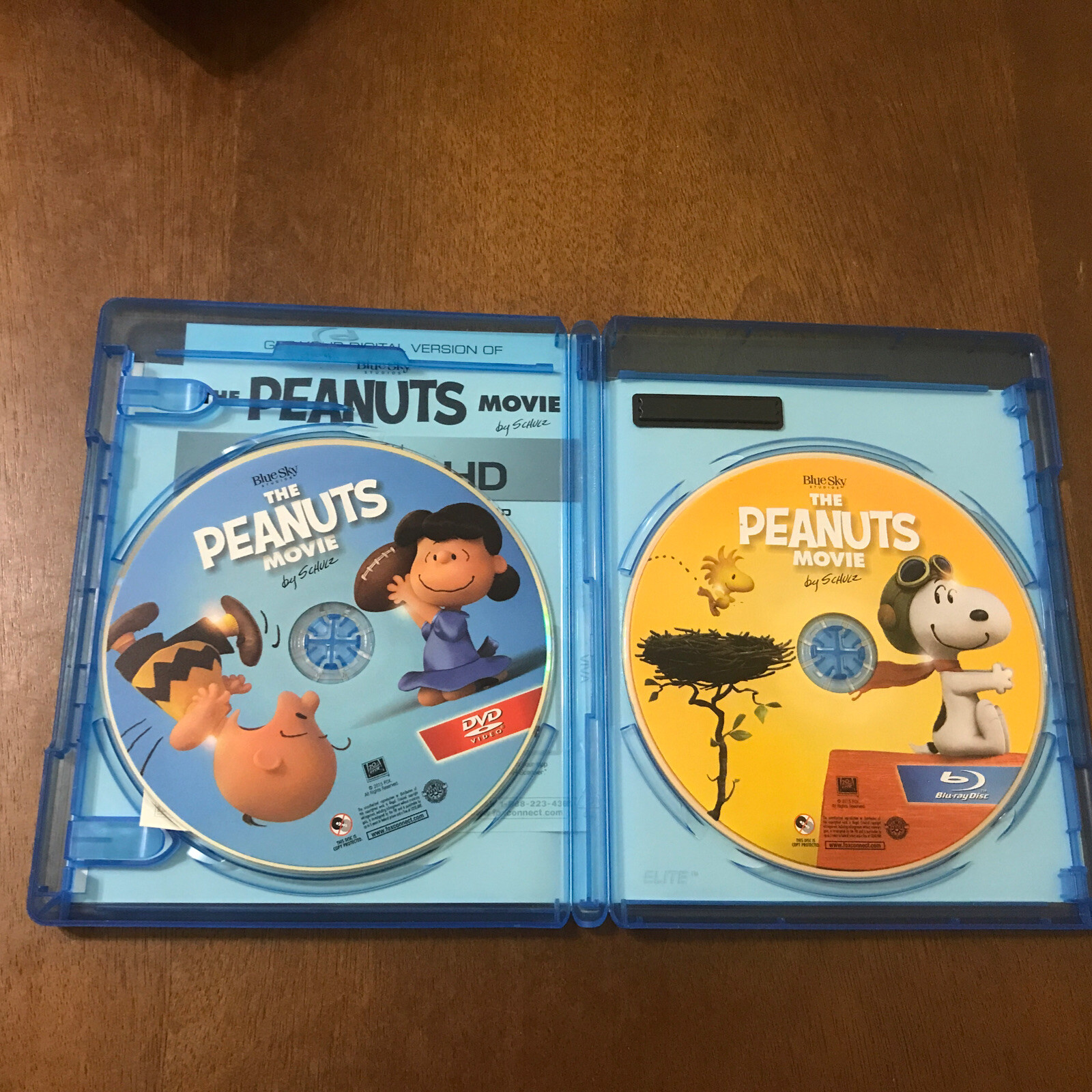 Lot of 2 Peanut Charlie Brown DVDs: Be My Valentine, The Peanuts Movie ...