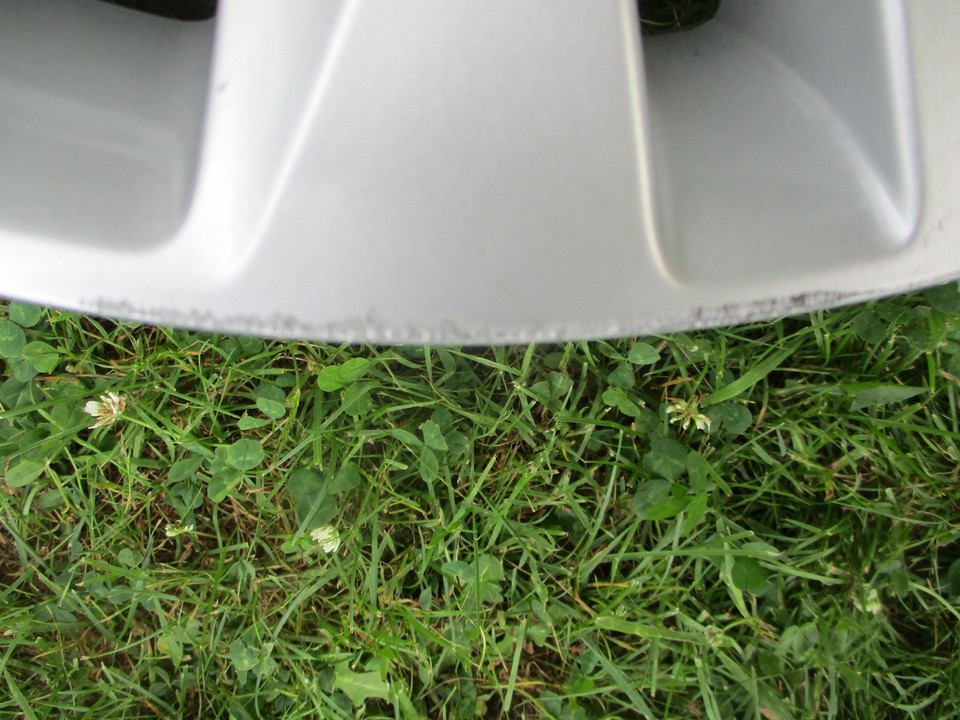 18 X 7.5 Hyundai Genesis OEM Factory Silver front Wheel rim 2009-2012 ...