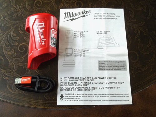 NEW Genuine Milwaukee 48-59-1201 M12 12V Charger and Portable Power ...