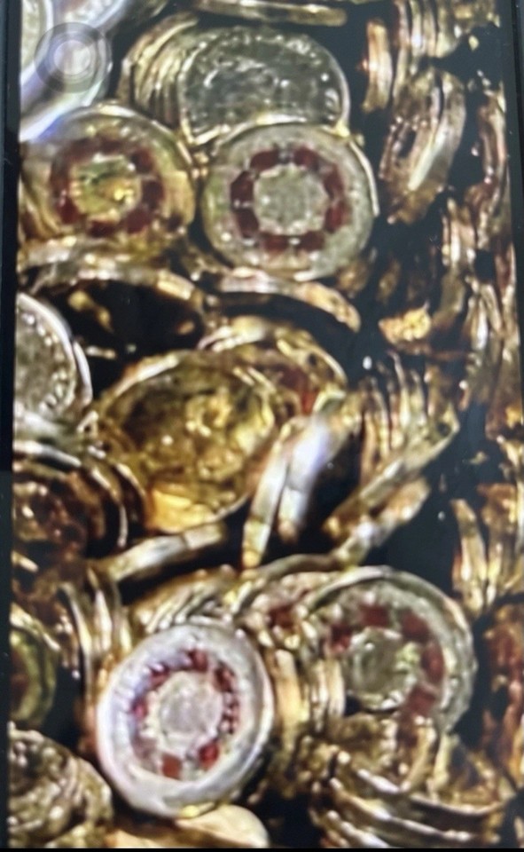 2025 $2 Remembrance 80th Ann of WWII poppy wreath Coloured Coin PreSale ...