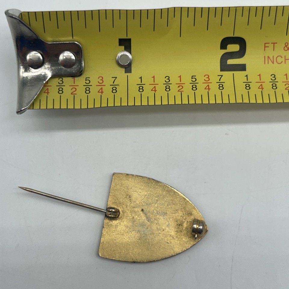 U.S. Military Army 17th Field Artillery Battalion DI DUI Crest Pin Back ...