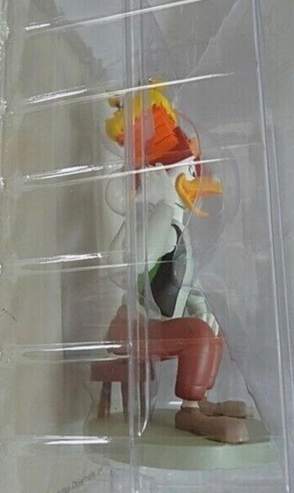 Gyro Gearloose's thinking cap action figure character figurine statue ...