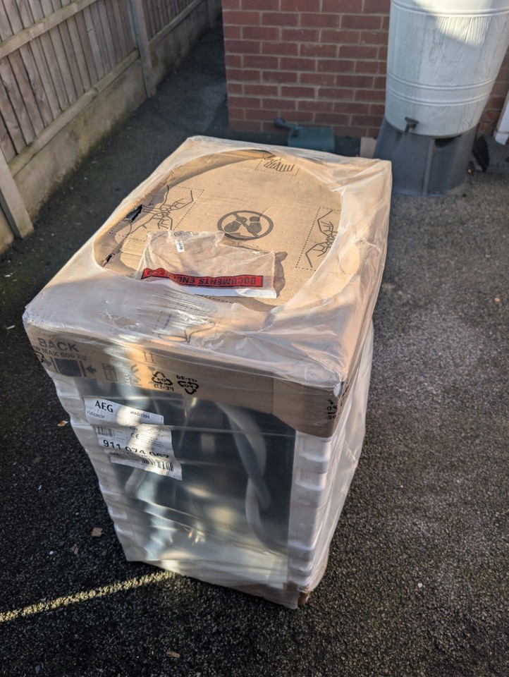 AEG FSE62407P Integrated Slimline Dishwasher White - Brand New ...