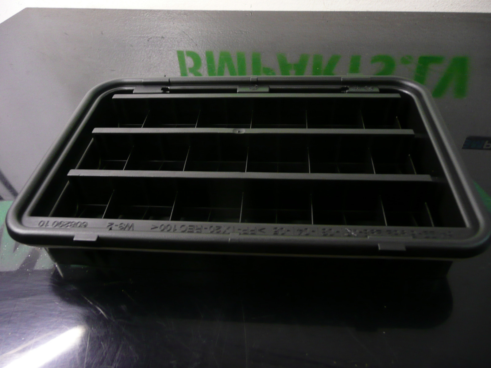 NEW GENUINE BMW BREATHER COVERING REAR SCHWARZ 64226962293 | eBay