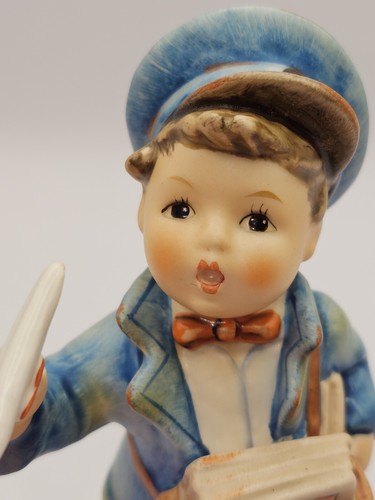 Hummel Figurine "Postman" #119 Boy Mail Heart 5.25" Goebel Germany ...