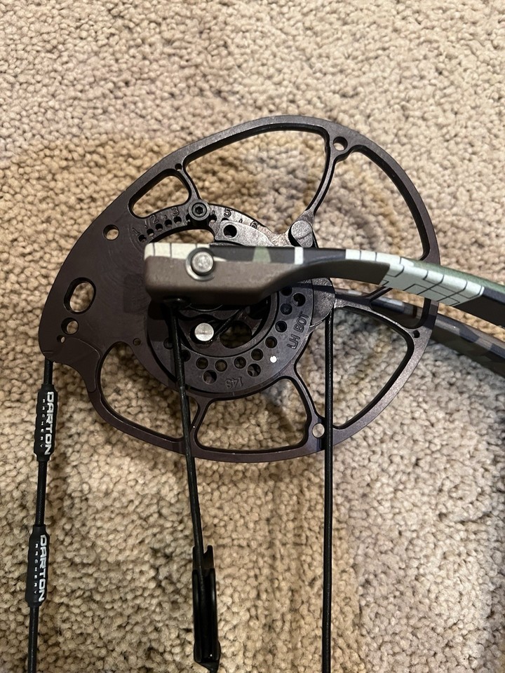 Darton Consequence - As Is - No Returns - 50-60lbs Draw Weight - As ...