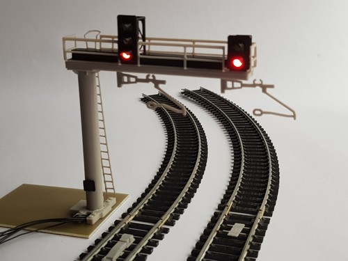 Model Railway 2 Track Topside Signal Gantry with Catenaries 1.76 OO ...