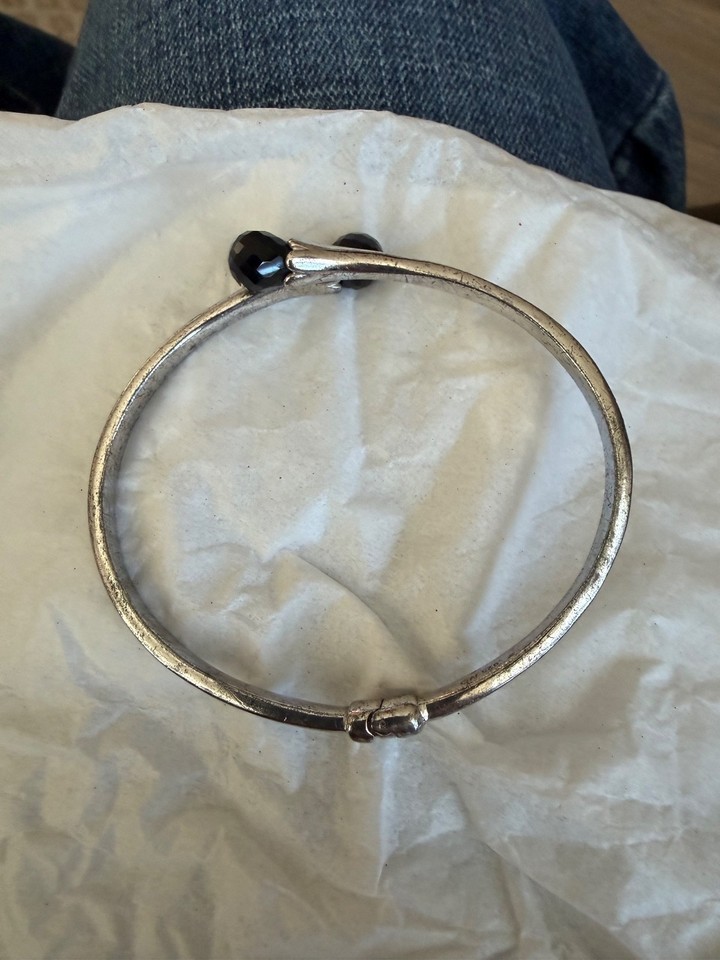 Alwand Vahan Sterling silver black onyx tulip tip cuff bangle bypass ...