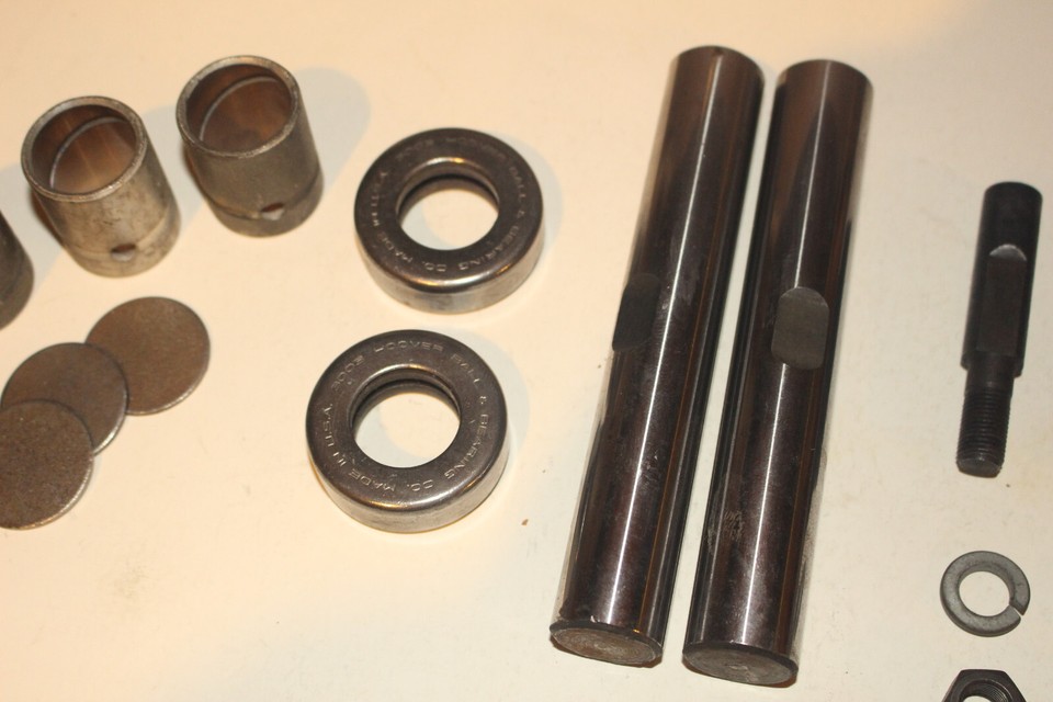 NOS GM 605121 King Pin Set - 1941-55 Chevrolet / GMC | eBay