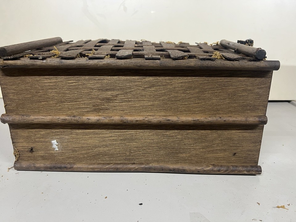 Rustic Wooden Nativity Stable Timber Moss Roof Manger Scene Display 15 ...