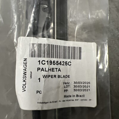 Genuine OEM VW 1C1-955-425-C Passenger RH Front Wiper Blade 1998-2010 ...