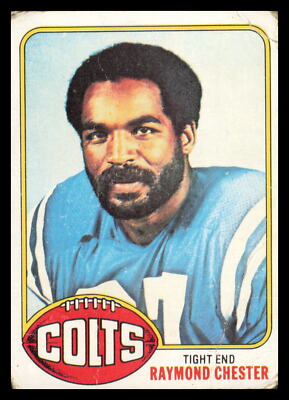 1976 Topps Football #32 Raymond Chester Baltimore Colts | eBay