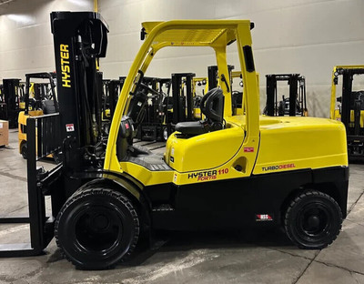 Forklifts - Hyster Diesel Forklift