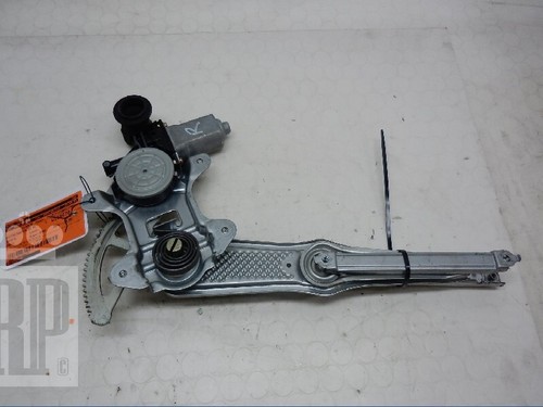 VITRE MECANISME AVANT DROIT Toyota Yaris (P1) 2002 8571052030 | eBay