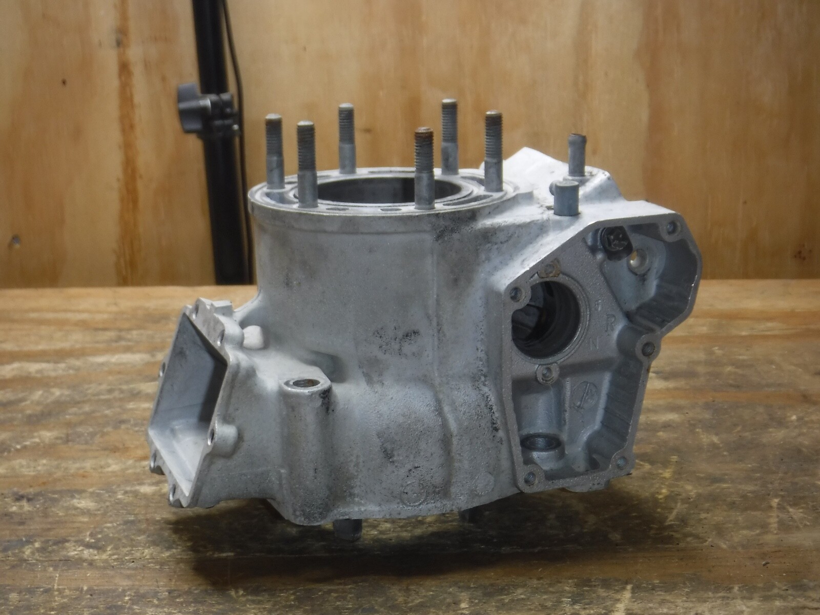 2000 Rm250 Top End Jug Cylinder Engine Motor Head (NEEDS WORK) | eBay