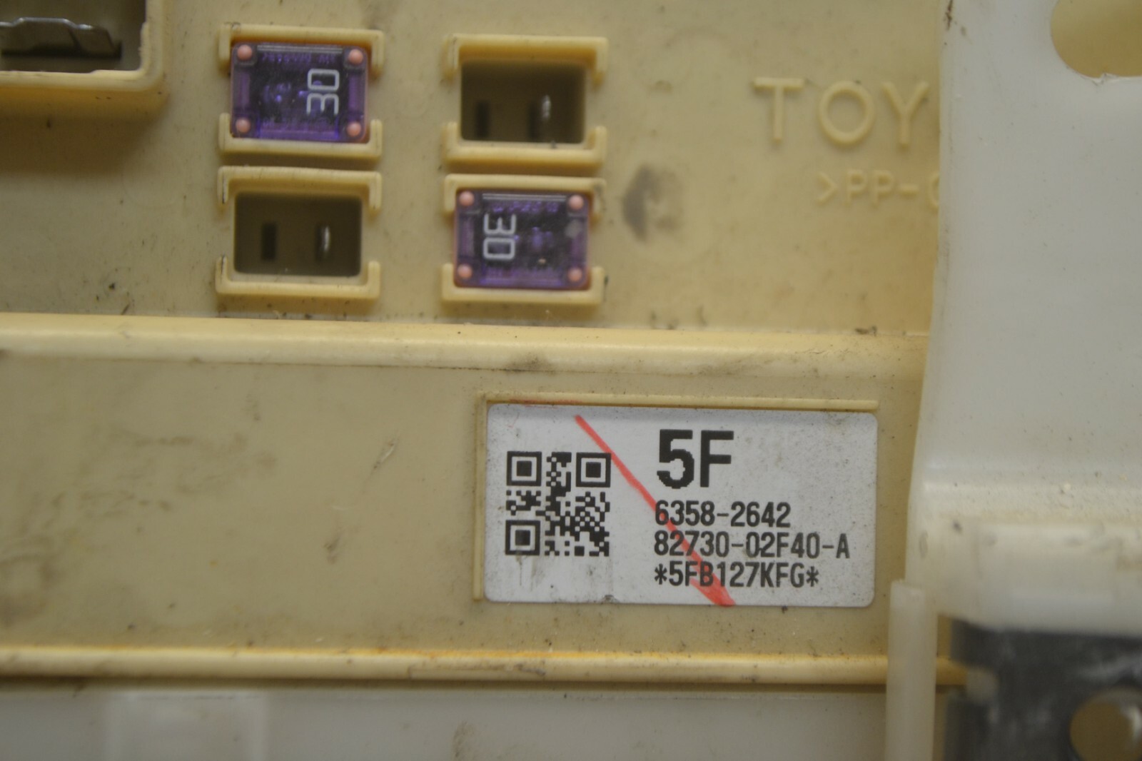 14-16 Toyota Corolla Fuse Box Junction With Multiplex 8922102370 Module ...