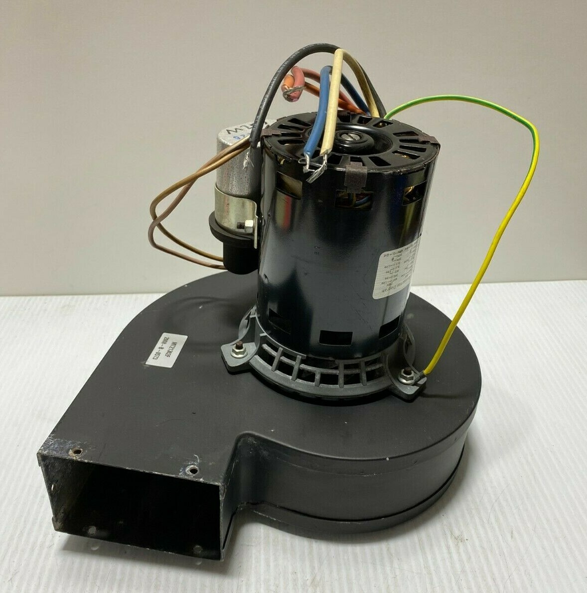 Chikee Fan Blower Motor A33C351R MT21302 3400RPM 115/230V 60/50 Hz used ...