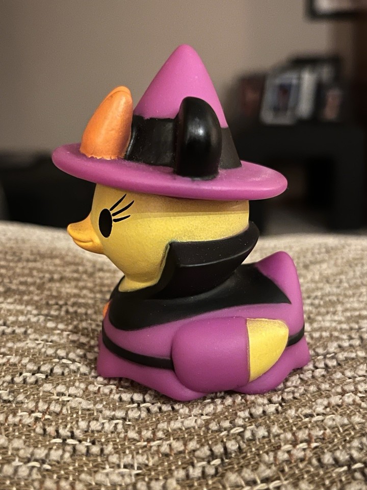 Witch Purple Outfit Yellow Rubber Plastic Duck Halloween JAZWARES Toy ...