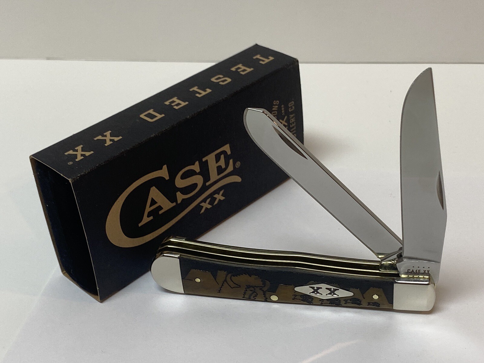 CASE XX DAVID YELLOWHORSE NATIVE REFLECT ANTIQUE TRAPPER 6254 KNIFE ...