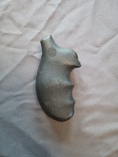 HOGUE TAURUS SMALL FRAME REVOLVER OVERMOLDED RUBBER MONOGRIP MODEL ...