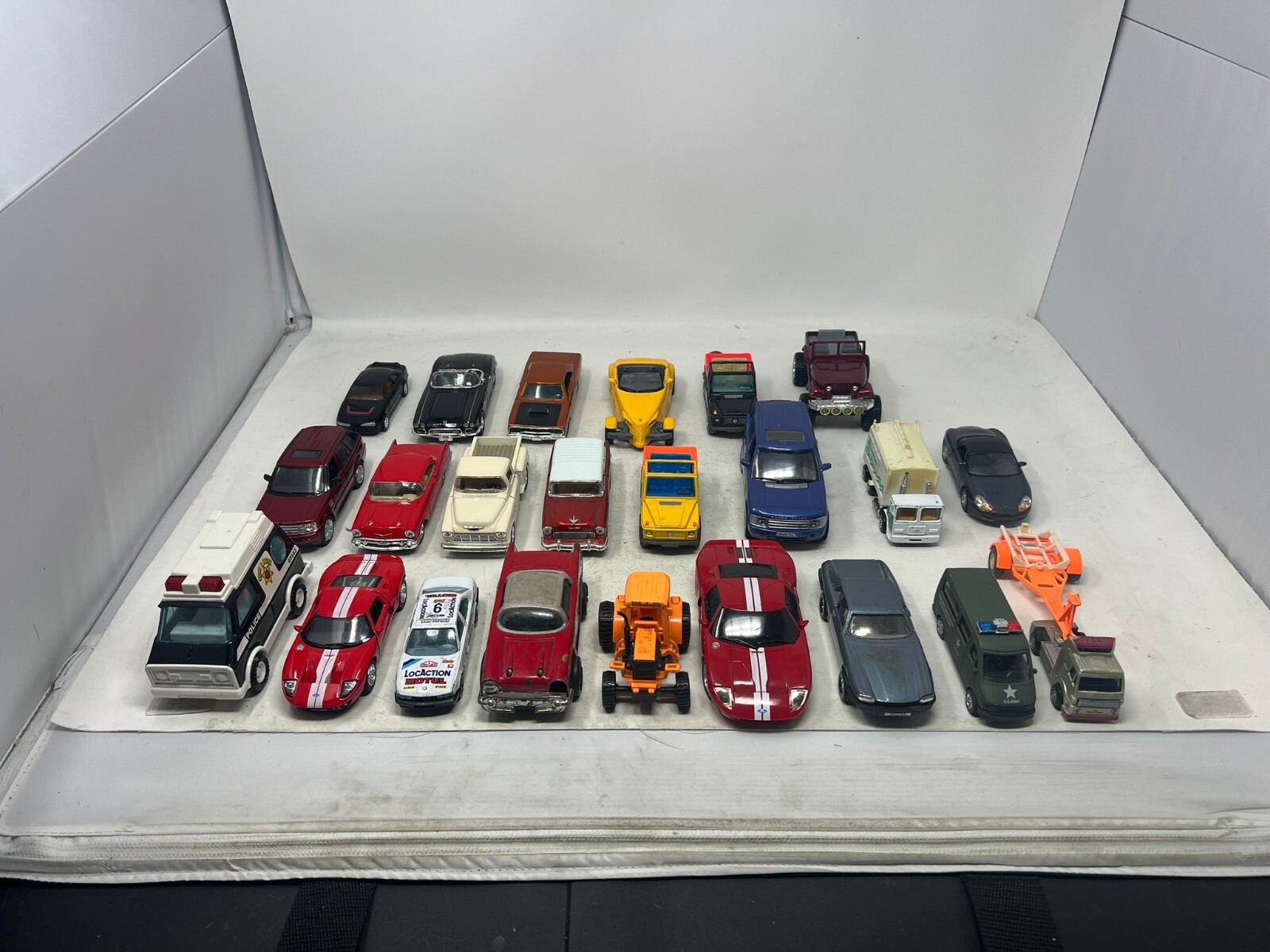 Lot of 23 Model Cars. Toy Cars | eBay