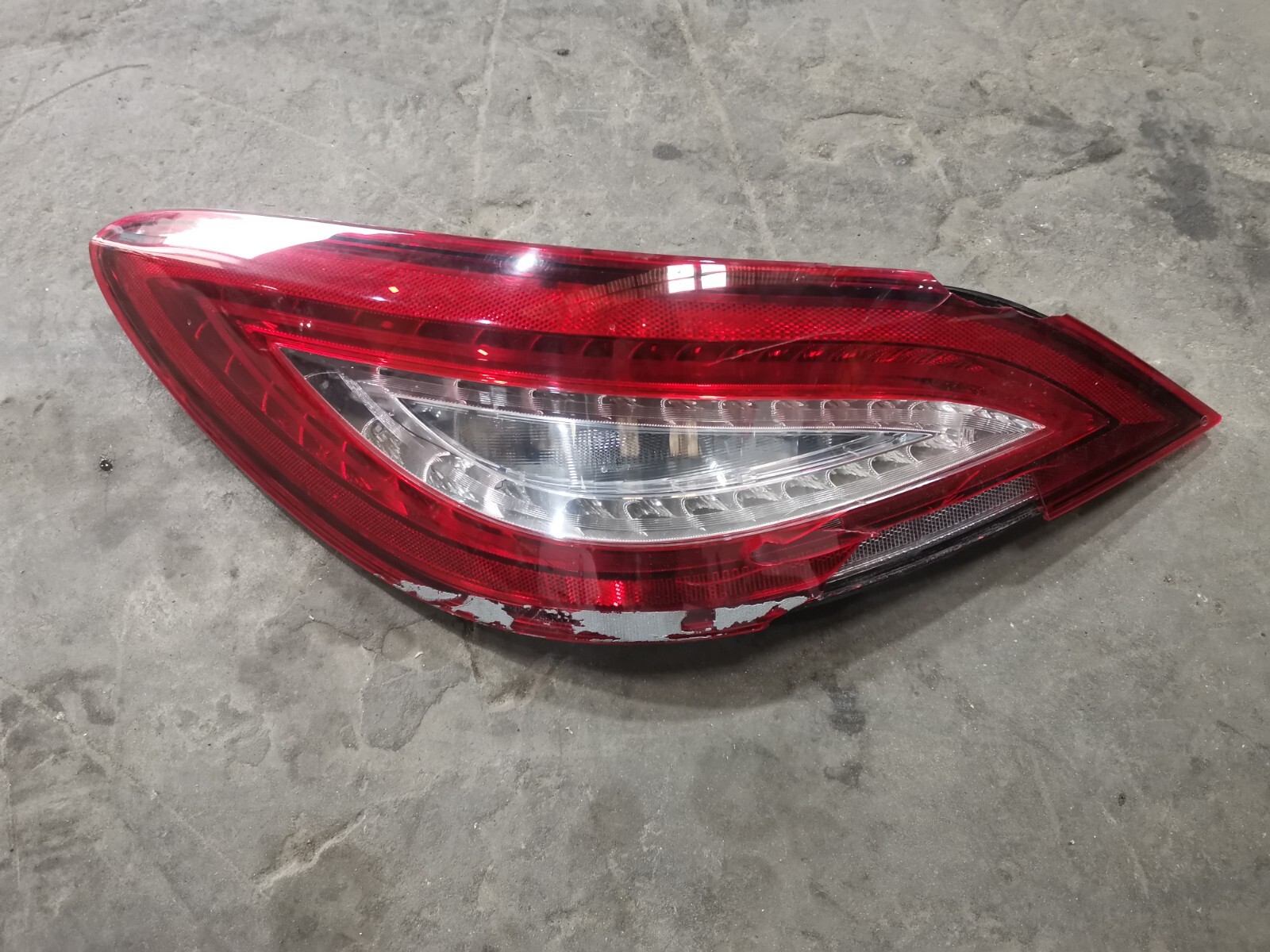 Genuine Mercedes CLS W218 C218 2014-2018 Rear Passenger Left Tail LIGHT ...