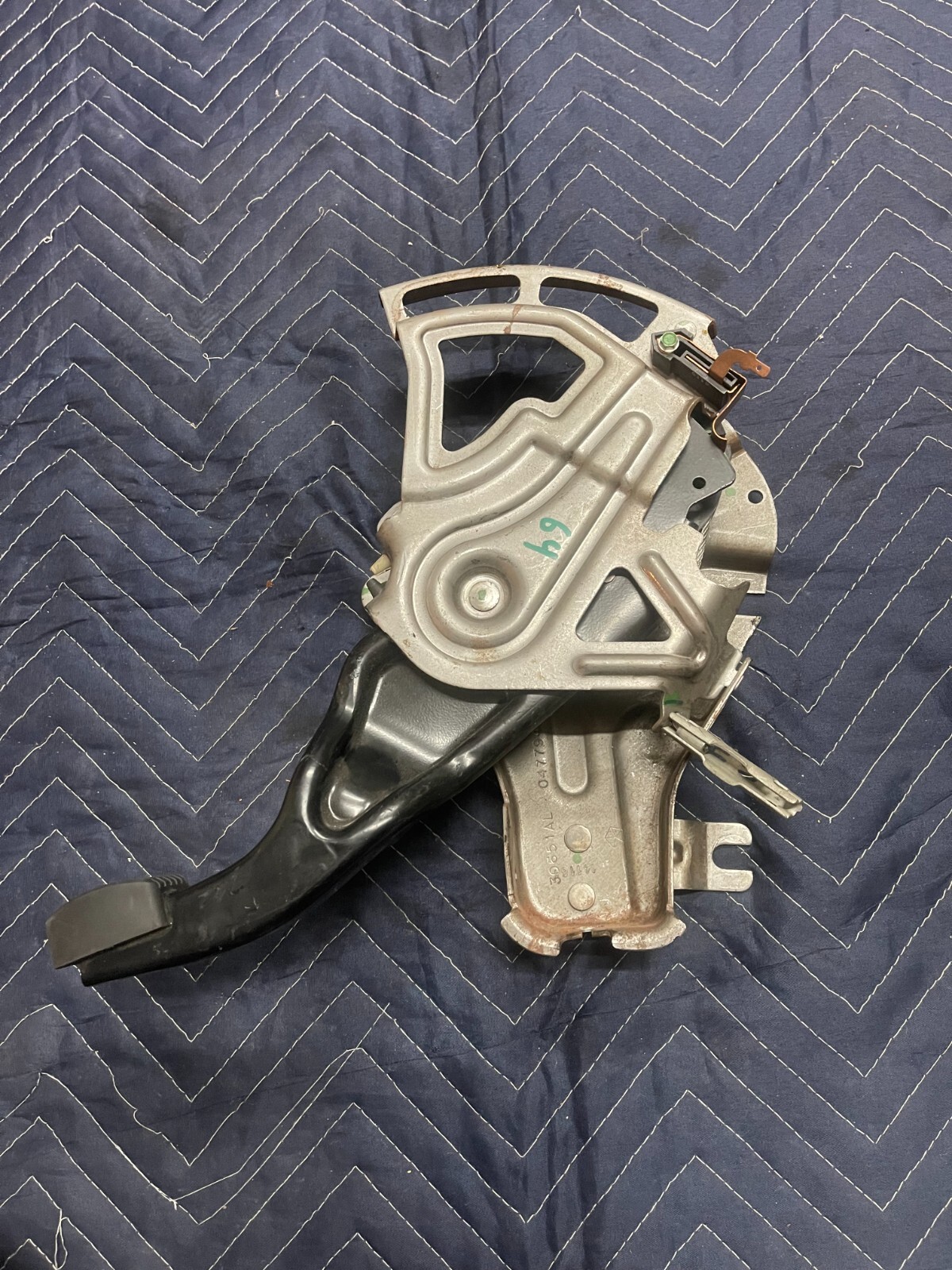 2016 DODGE CHARGER HELLCAT PARKING BRAKE/ EMERGENCY E BRAKE PEDAL OEM ...