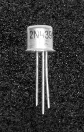 2N4391 MOTOROLA JFET TRANSISTOR TO-92 CASE | eBay